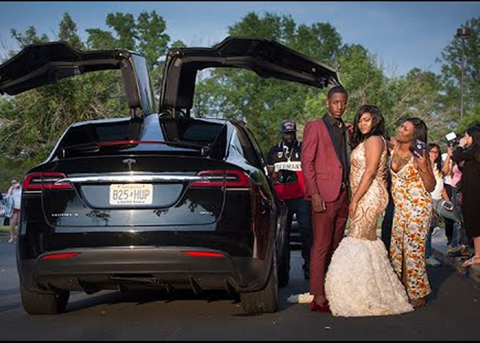 Tesla Model X Prom Car Hire | LOWEST PRICES GUARANTEED | LARGEST FLEET