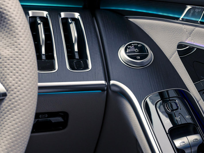 MERCEDES BENZ S580 CHAUFFEUR HIRE NEW YORK