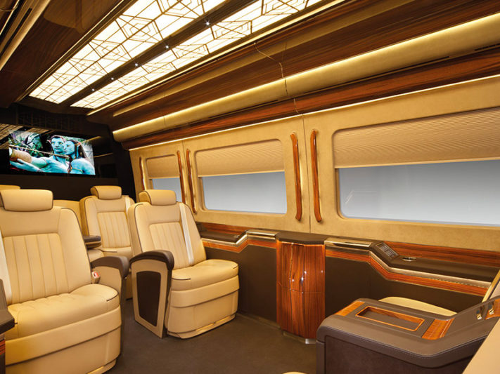 MERCEDES BENZ JET SPRINTER CHAUFFEUR HIRE NEW YORK