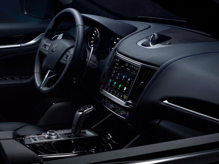 HIRE MASERATI LEVANTE - IN ROME