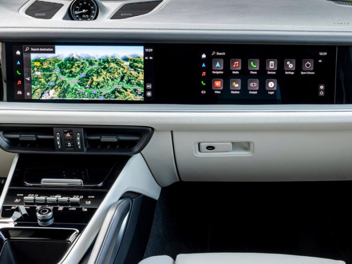 HIRE PORSCHE CAYENNE - IN ROME