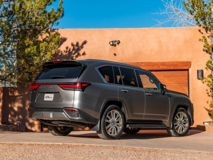 LEXUS 600 CHAUFFEUR HIRE IN ABUJA