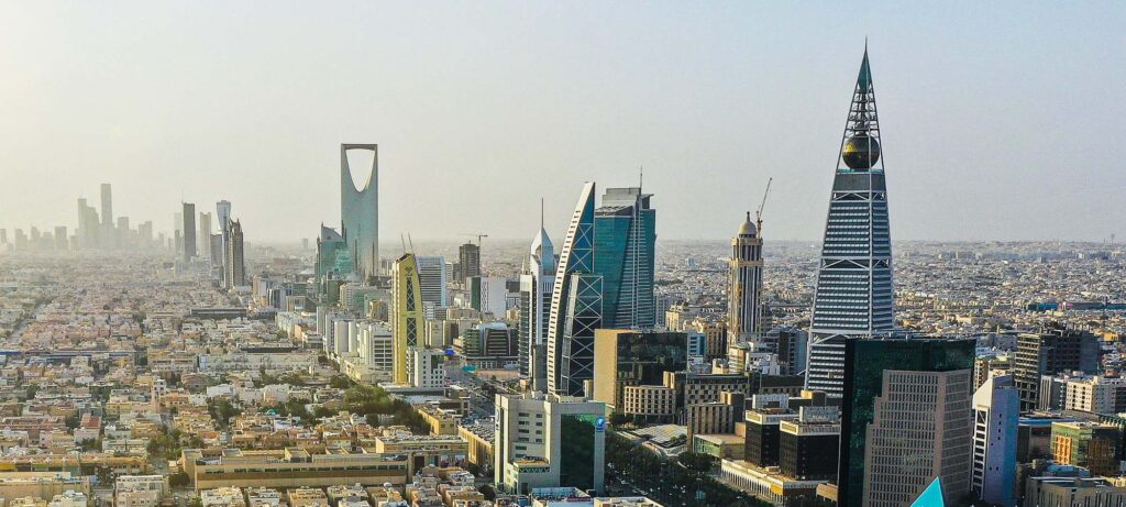 Chauffeur Service Riyadh | LOWEST PRICES | LARGEST FLEET