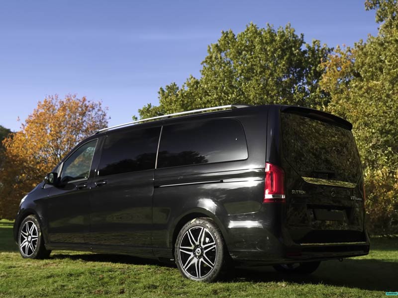 MERCEDES BENZ JET CLASS CHAUFFEUR HIRE IN NEOM