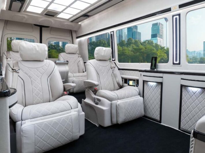 MERCEDES BENZ SPRINTER CHAUFFEUR HIRE IN RIYADH