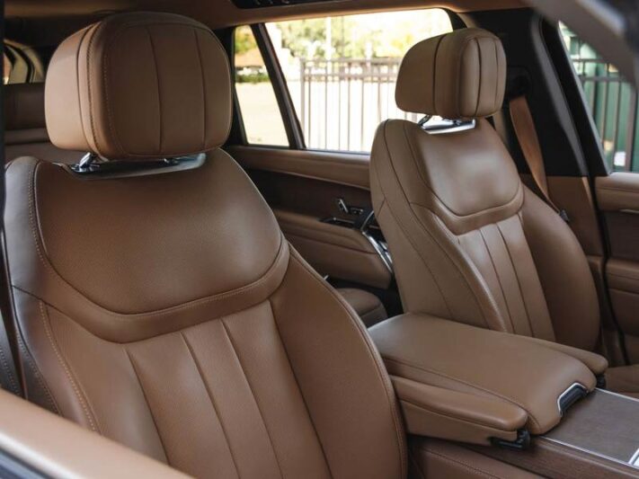 RANGE ROVER LWB CHAUFFEUR HIRE IN MUSCAT