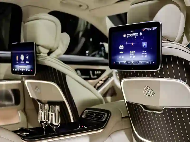 Mercedes Benz Maybach S-Class Hire in Istanbul | Chauffeur