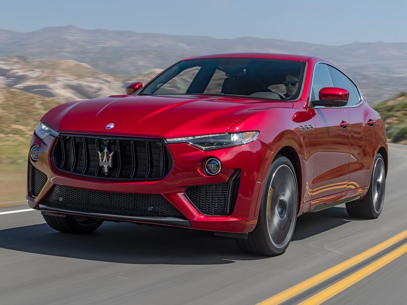 HIRE MASERATI LEVANTE - INSTANT BOOKING IN MIAMI